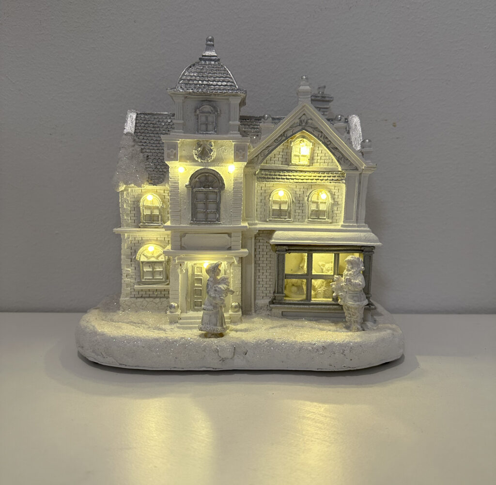 Julehus Med Julemand Og Lys | Hurtig Levering – Køb!